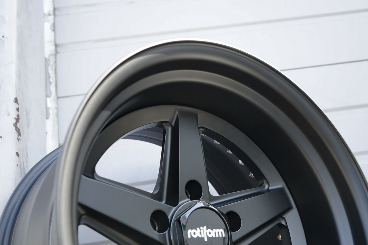 Rotiform 917 CustomSpec - Black | Rotiform